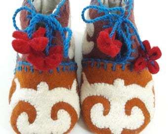 Felt baby shoes | Etsy