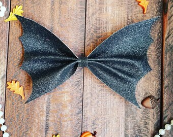 Bat bow | Etsy