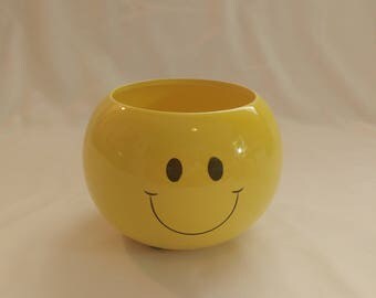 Smiley face planter | Etsy