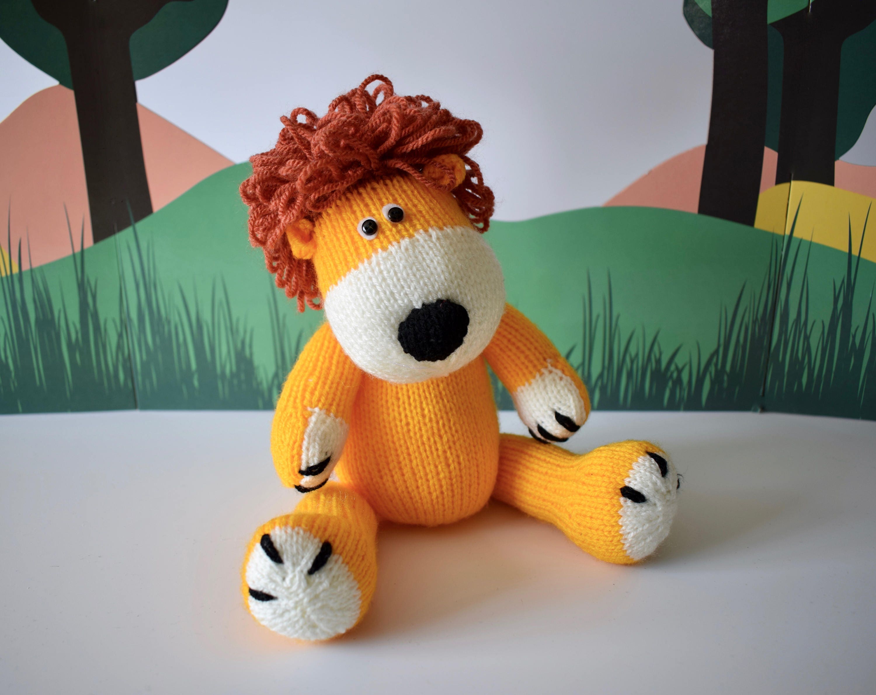 Samson the Lion toy knitting pattern