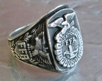 Vintage class ring | Etsy