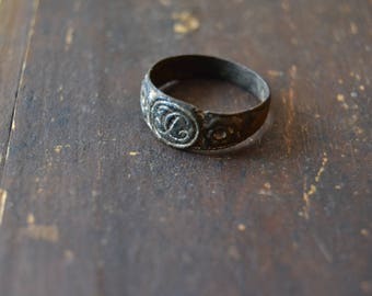 Medieval ring | Etsy