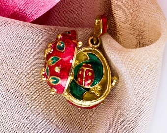 Ladybug locket | Etsy