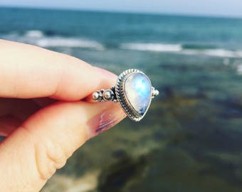 Moonstone ring | Etsy