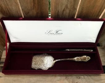 Vintage cake server | Etsy