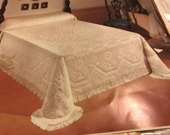 Candlewick bedspread | Etsy