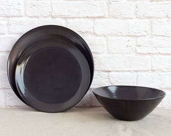 Freshly designed pottery from Sharon and Hani by FreshPottery