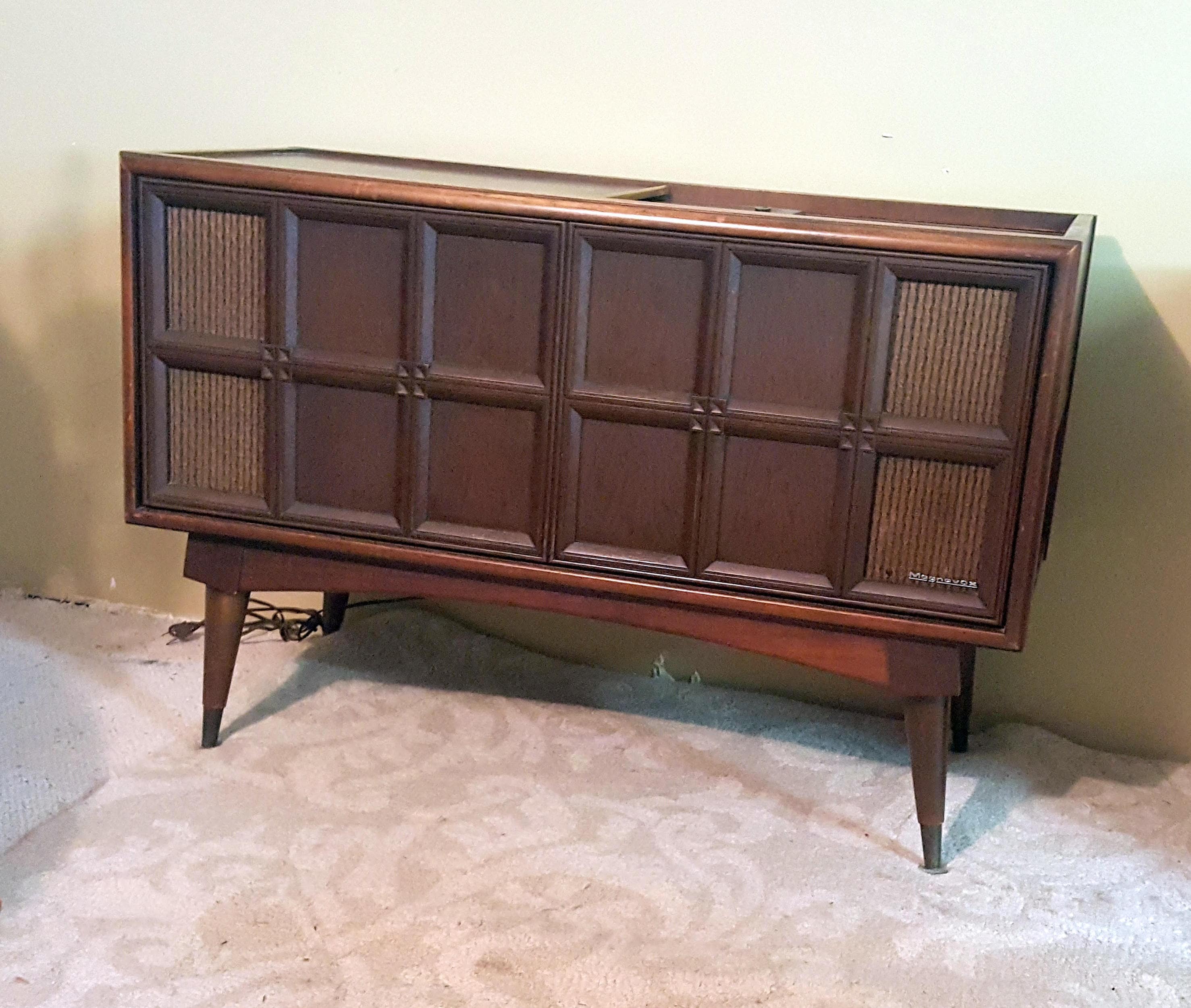 Sliding Door Radio at Catherine Fletcher blog