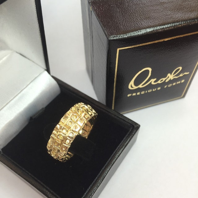 Italian Fine Jewelry Engagement Rings Wedding Bands by arosha