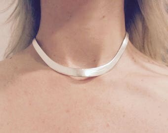 Silver collar | Etsy