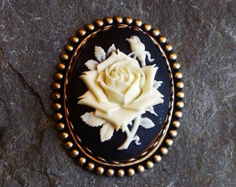 Floral cameo brooch | Etsy