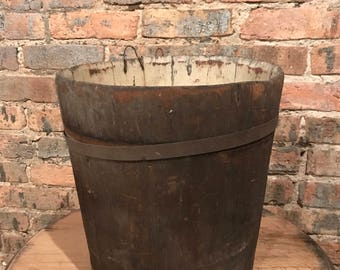 Spring Maple Syrup Sap Buckets Trees Wood White Silver Brown