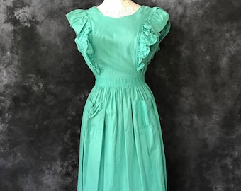 Vintage pinafore | Etsy