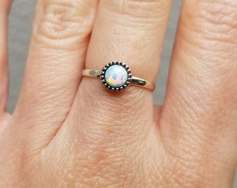 Simple opal ring | Etsy
