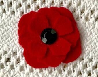 Poppy lapel pin | Etsy