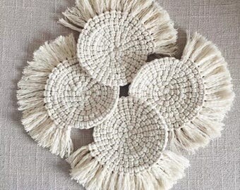 Macrame table runner | Etsy