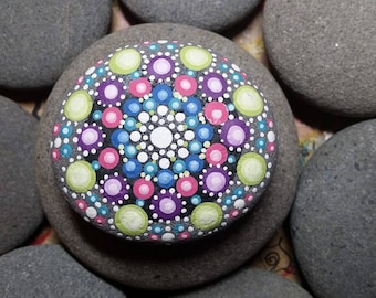 Mandala stone | Etsy