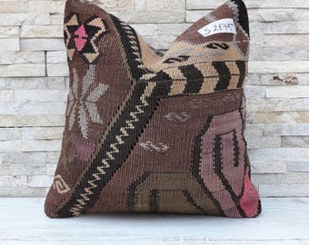 Pillowscenter on Etsy