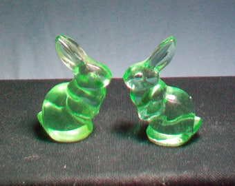Fenton glass bunny | Etsy