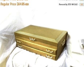 Mele jewelry box | Etsy