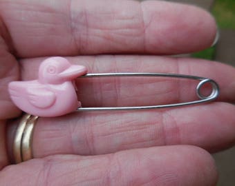 Vintage safety pins | Etsy