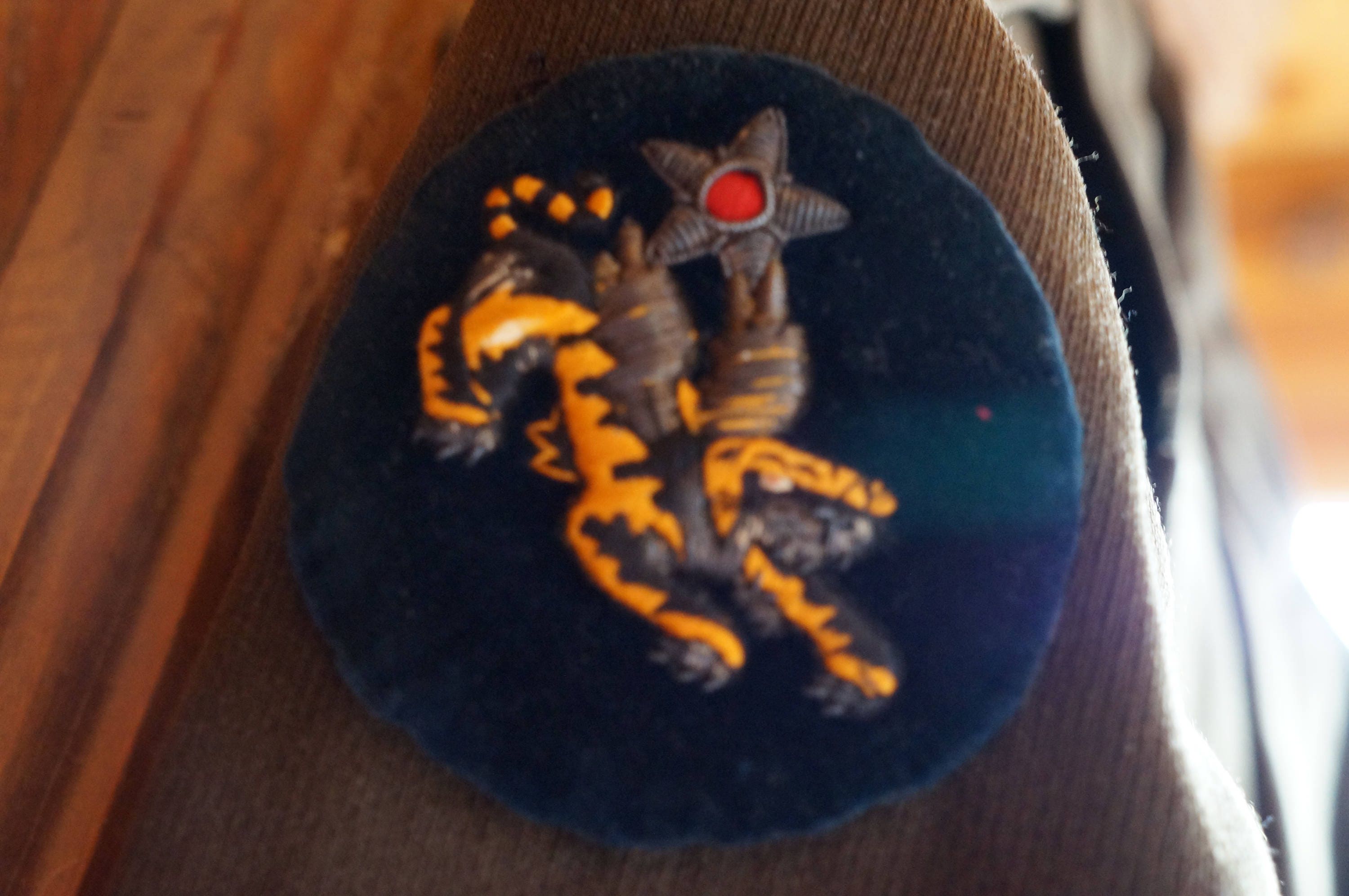Burma Flying Tigers WWII locker, 2 Flying Tiger patches, Burma silk ...