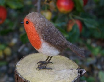 Needle felted robin | Etsy