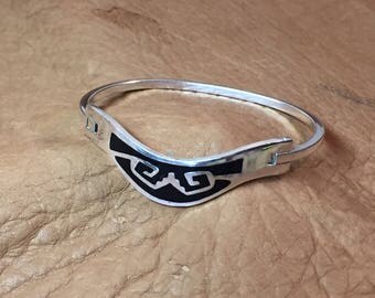 Alpaca bracelet | Etsy