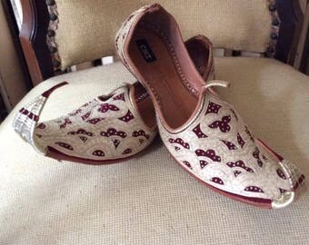 Curly toe slippers | Etsy