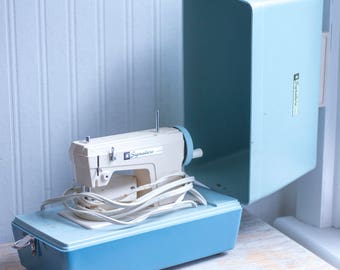 Vintage sewing machine | Etsy