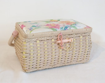 Vintage sewing box | Etsy