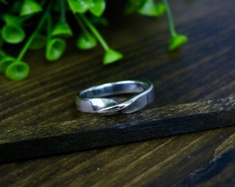 Mobius ring | Etsy