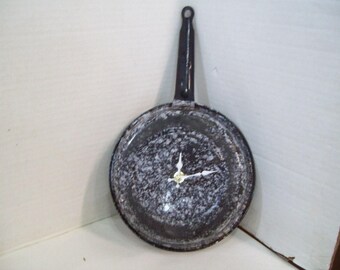 Frying pan clock | Etsy