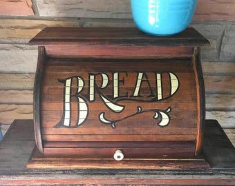 Farmhouse bread box | Etsy