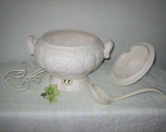 Vintage soup tureen | Etsy