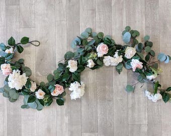 Flower garland | Etsy