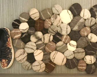 Felt stones rug | Etsy