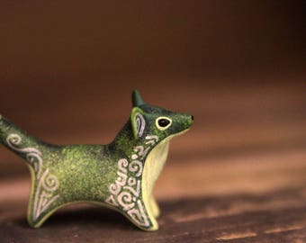 Wolf figurine | Etsy