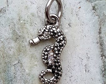 Seahorse charm | Etsy