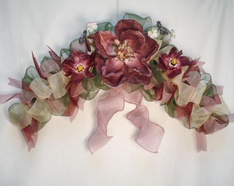 Magnolia swag | Etsy