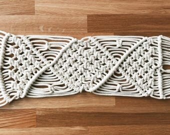 Macrame table runner | Etsy