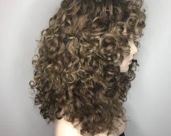 Mens Platinum Blonde Curly Colonial Costume Wig. 1700s Style