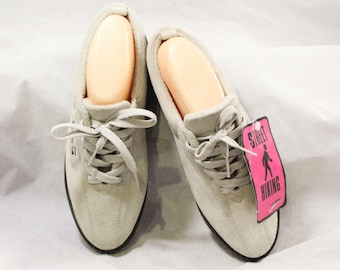 La gear sneakers | Etsy