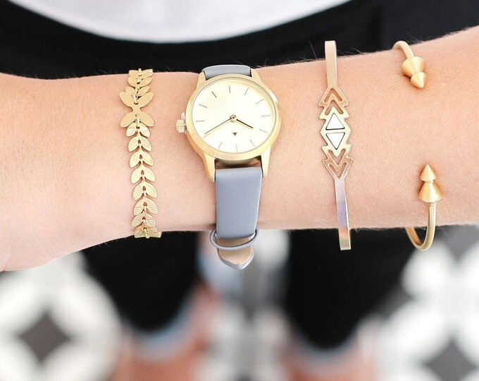 Leather jewelry & accessories | Etsy