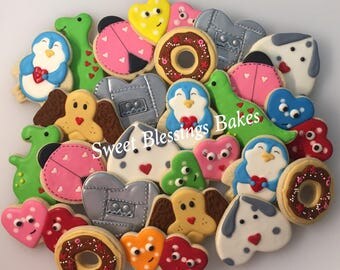 12 Cute Pharmacy Hand Decorated Cookies
