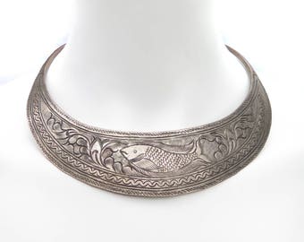 Vietnamese necklace | Etsy