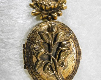 Vintage coro locket | Etsy