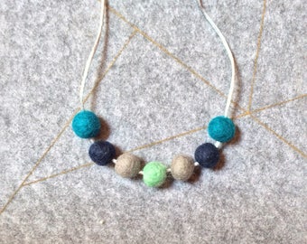 Felt bead necklace | Etsy