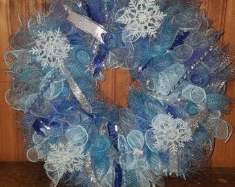 Frozen wreath | Etsy