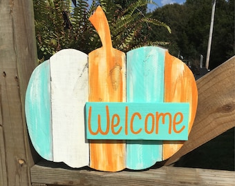 Wood pumpkin sign | Etsy